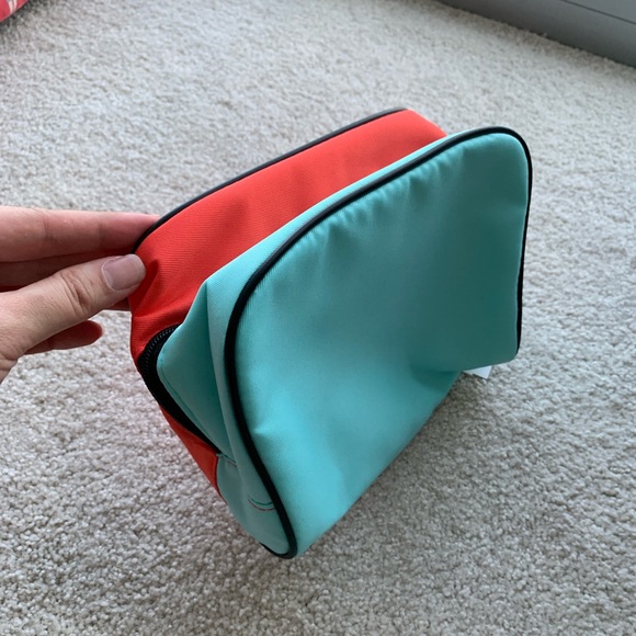 Clinique | Bags | Clinique Makeup Bag Nwt | Poshmark